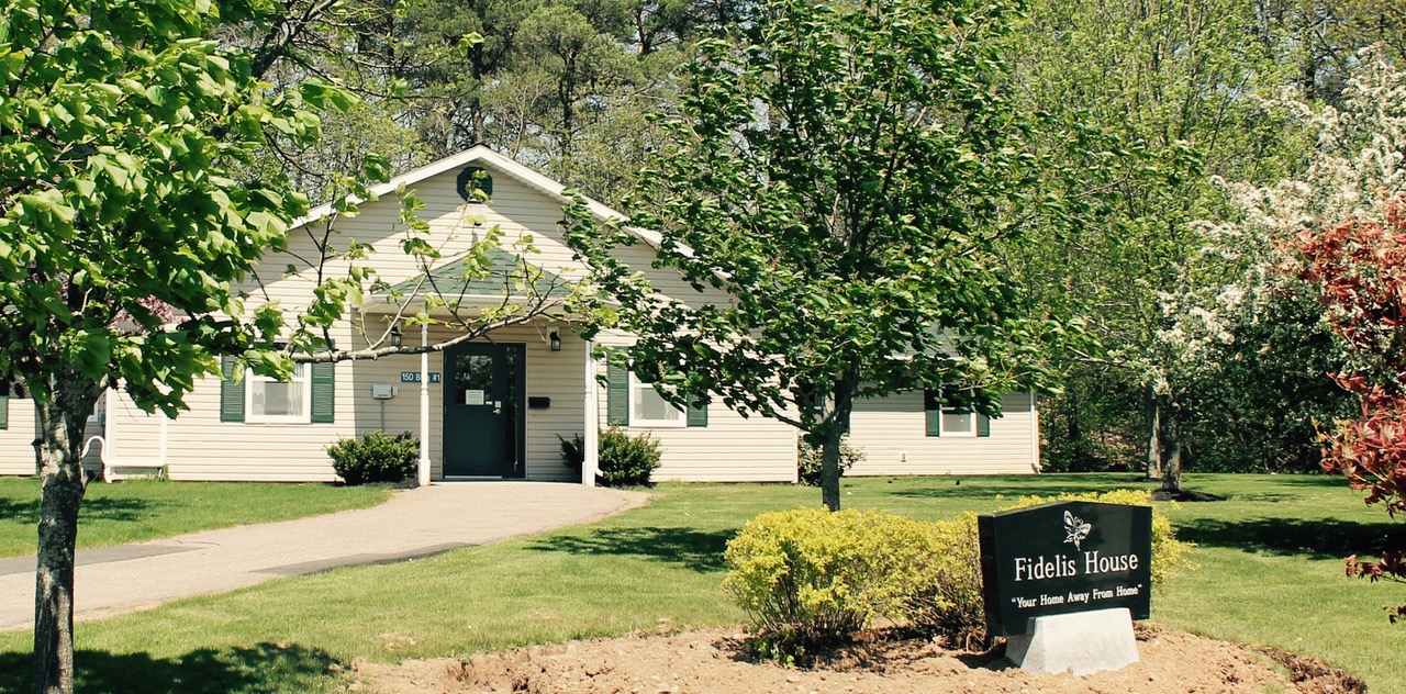 Fidelis House Celebrates 25 Years – The Grapevine